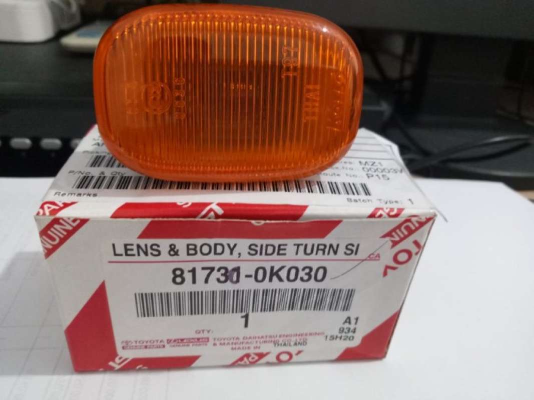 Promo LAMPU SEIN FENDER ASSY 81730-0K030 TOYOTA FORTUNER/COROLLA ...