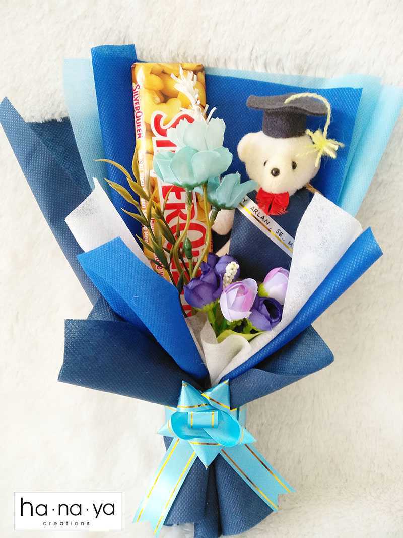 Jual Bouquet Buket Bunga Teddy Bear Wisuda Dan Coklat Silverqueen Di ...