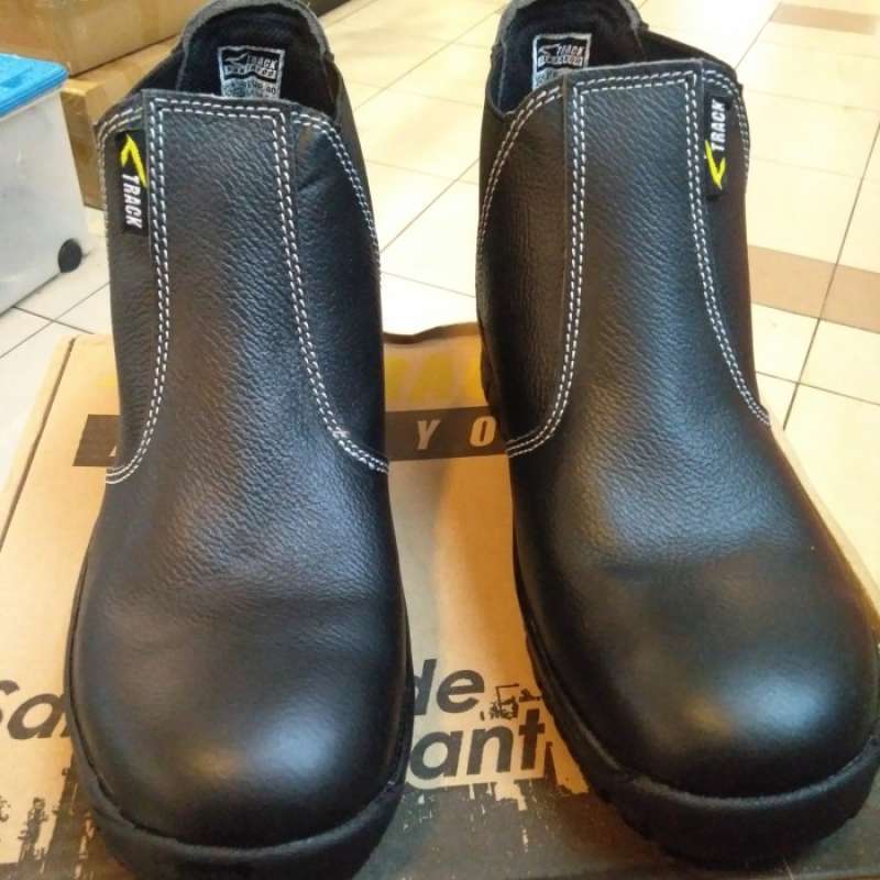 Jual sepatu safety track 110 h/safety track di Seller Axie Store ...