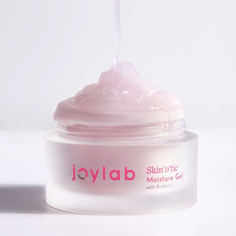 5 Skincare Lokal Terbaik Kulit Kombinasi, Yuk Cek! - Blibli Friends