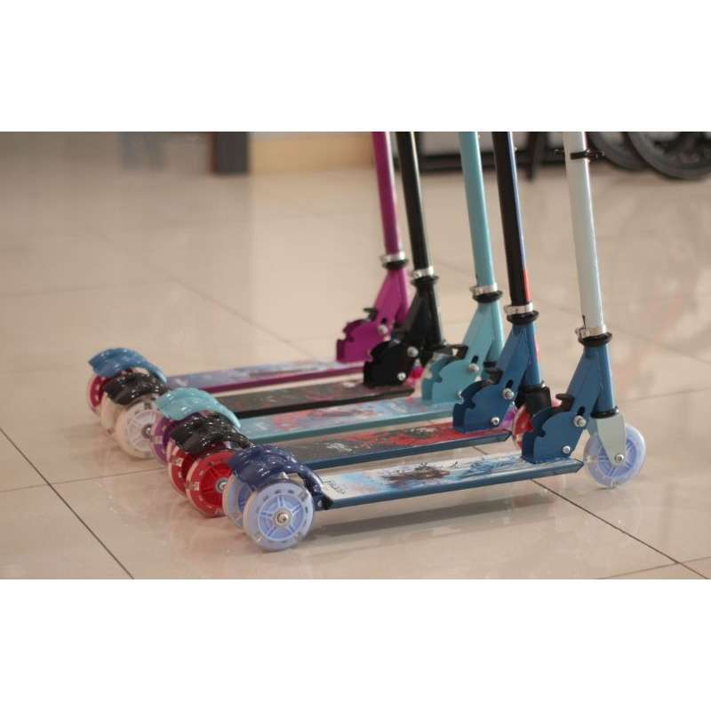 Jual SCOOTER SKUTER SCOTER RODA 3 ANAK GAMBAR TERMASUK BELL DAN REM ...