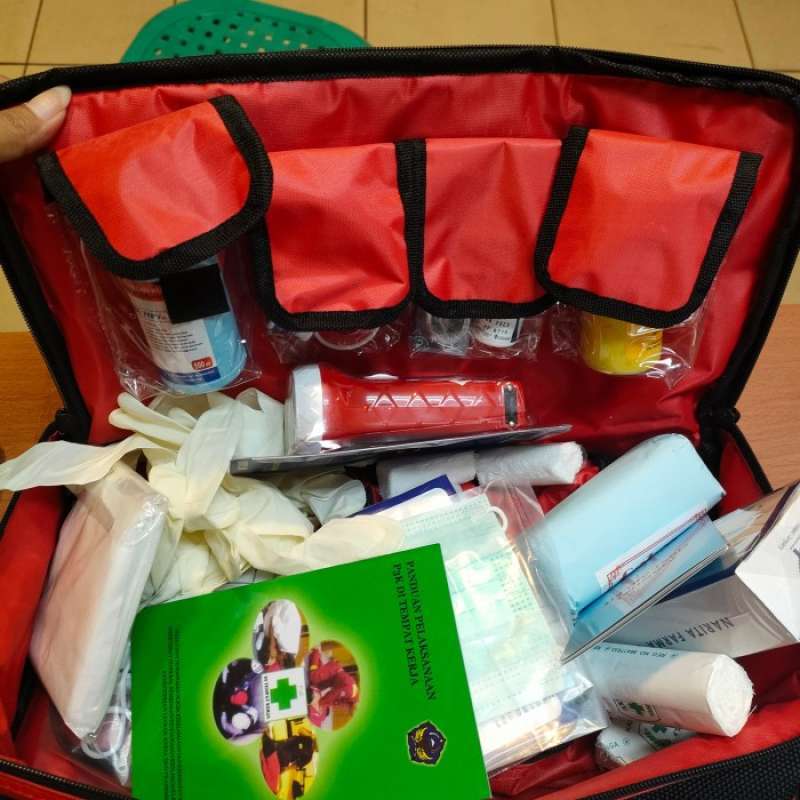 Jual Tas Emergency Kit P3k Model Selempang + Isi Obat P3k Type B Di ...