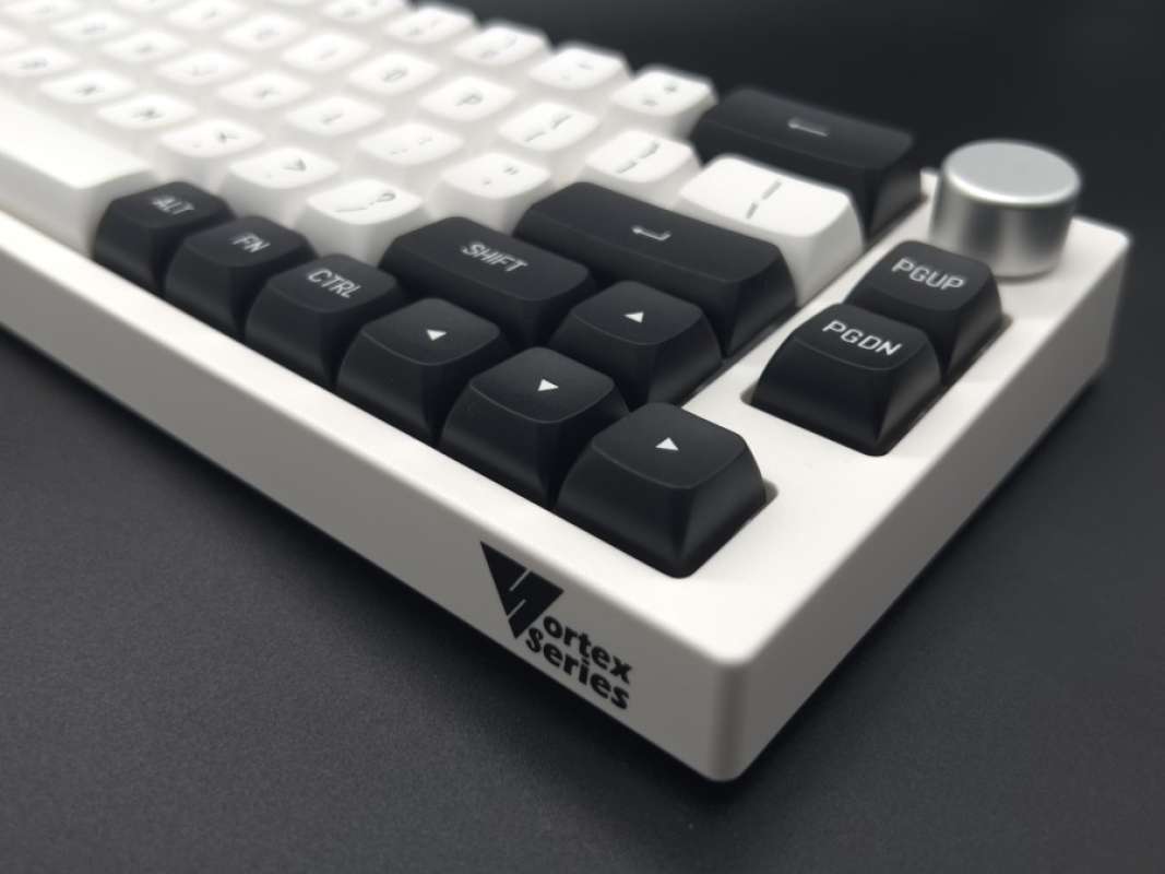 Jual Vortex Series Gt6 / Gt-6 White & Black Wireless Gaming Keyboards ...