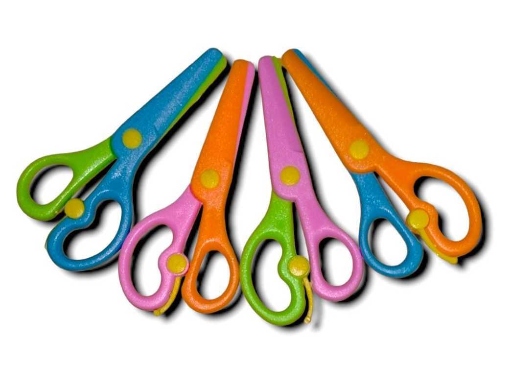 Jual GUNTING PLASTIK KERTAS ANAK BELAJAR MENGGUNTING PLASTIC SCISSORS ...
