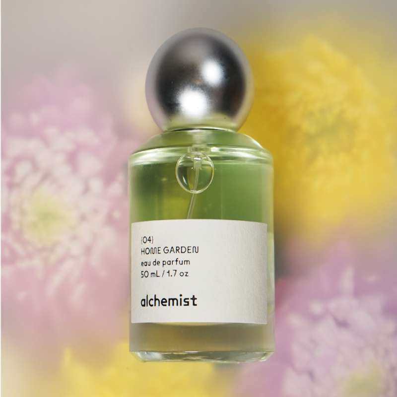 5 Rekomendasi Parfum Aroma Manis dan Awet - Blibli Friends