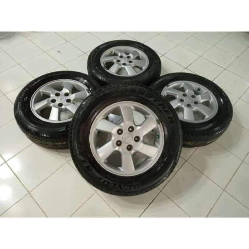 Jual Velg Mobil Standar Untuk Mobil Terios Ring 16 Plus Ban Full Set Di ...