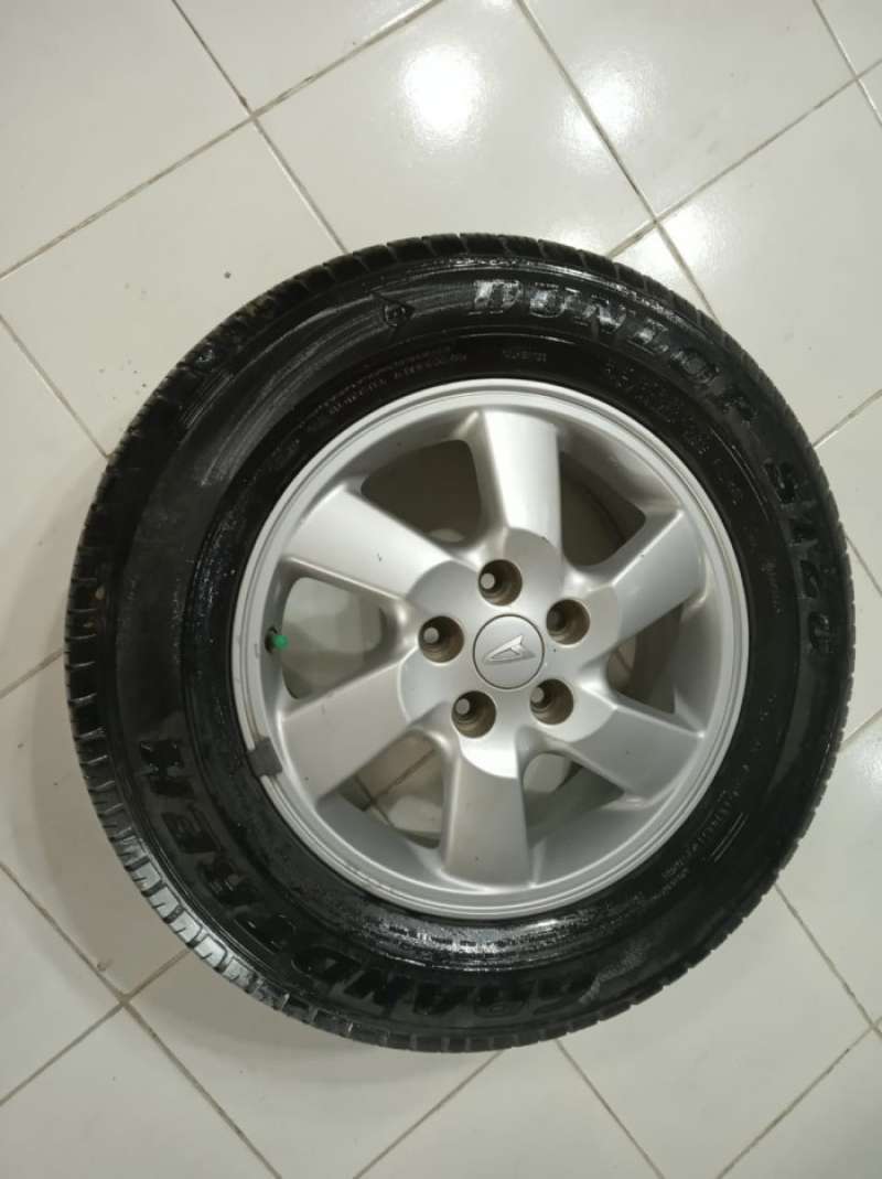 Jual Velg Mobil Standar Untuk Mobil Terios Ring 16 Plus Ban Full Set Di ...