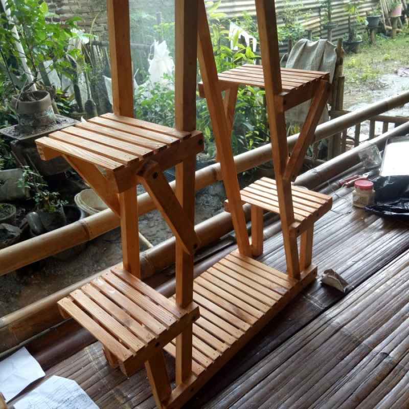 Promo rak bunga Model A,/rak tanaman /rak kayu jati blanda Diskon 24% ...