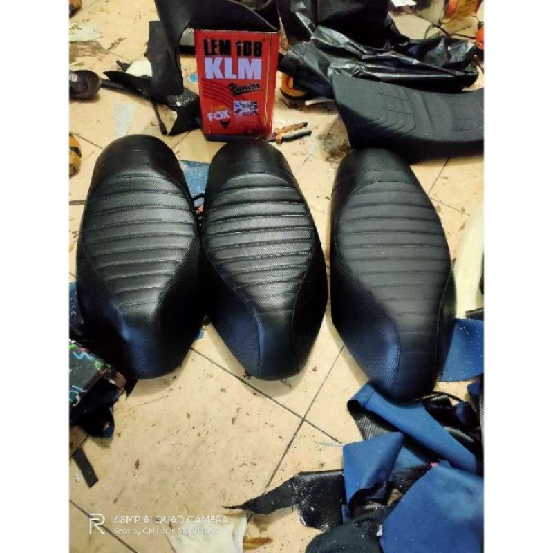 Jual Jok Honda scoopy jok caferacer jok costum seat jok - HITAM di ...