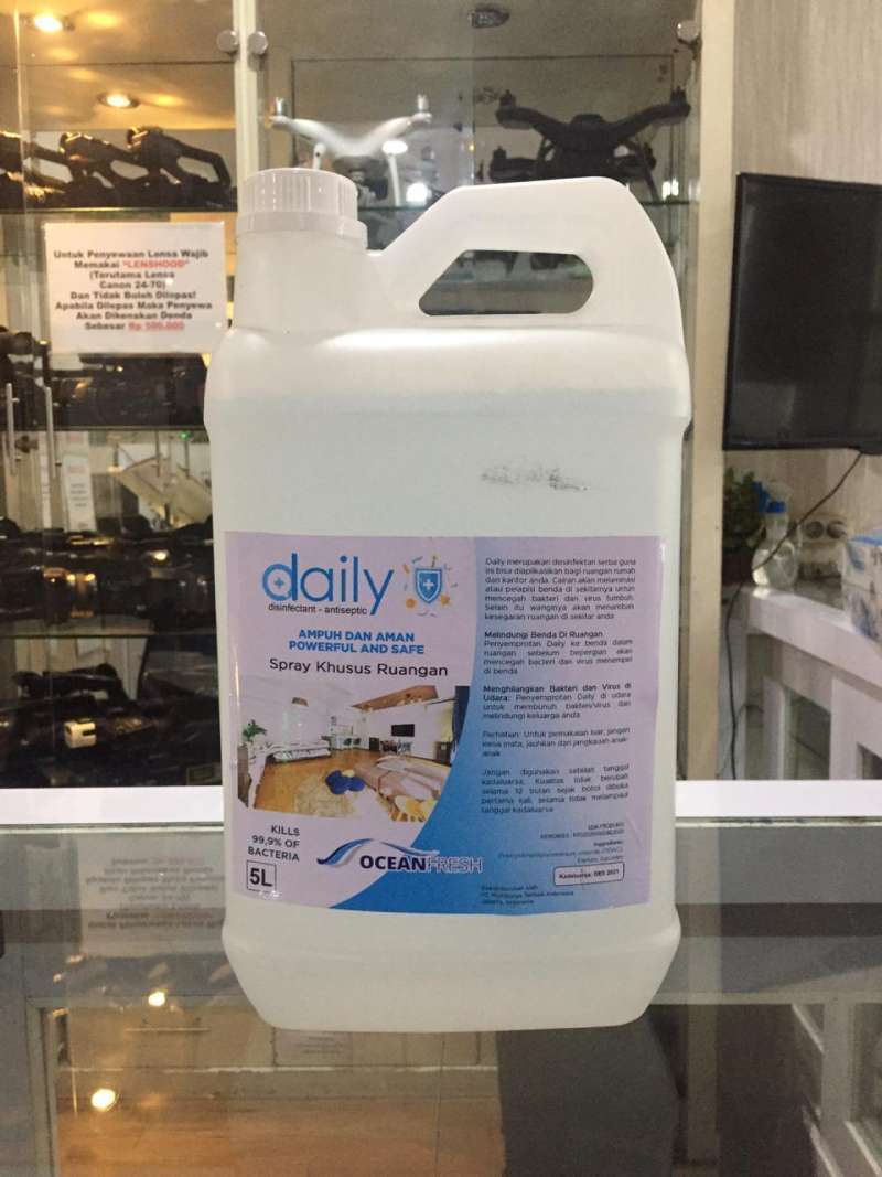 Promo DAILY DESINFEKTAN ANTISEPTIC 5 LITER KHUSUS UNTUK RUANGAN Diskon ...