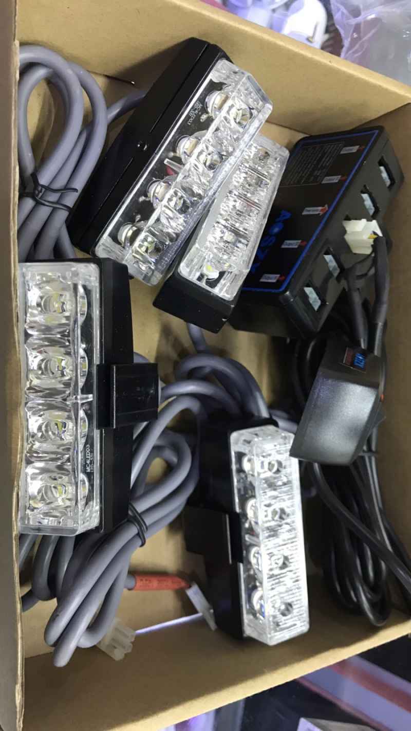 Promo Lampu Led Strobo Grill Polisi Patwal 12-24 volt warna putih ...