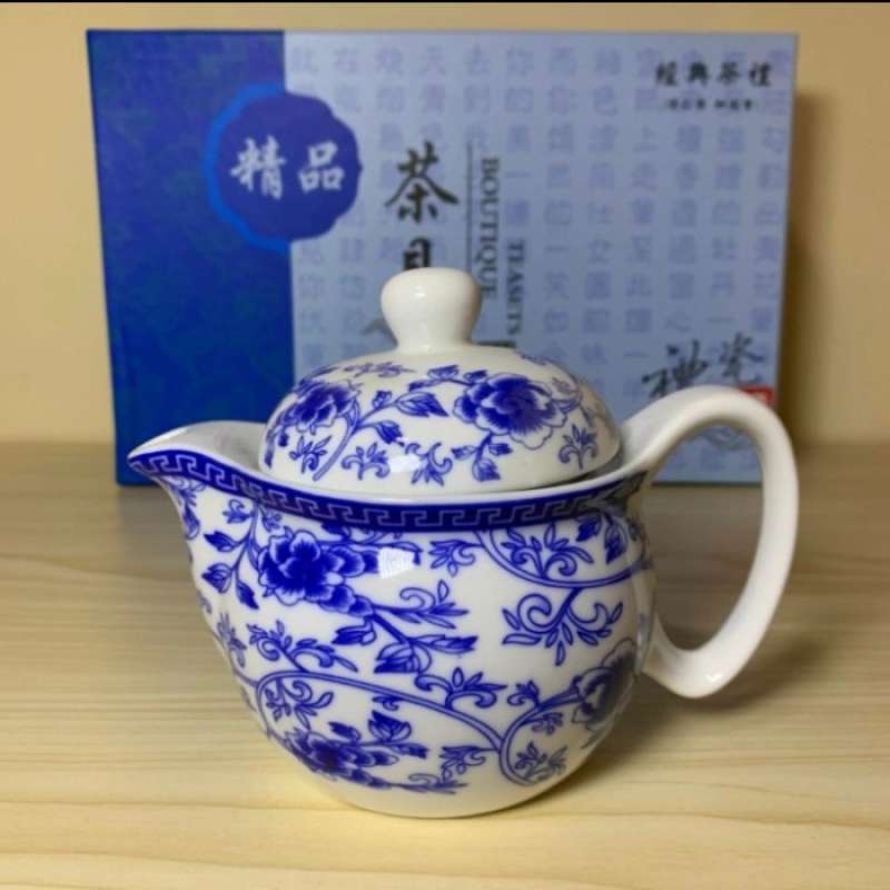 Promo Chinese Tea Set Teapot Cup Teko Cangkir Bunga Biru Keramik Diskon ...