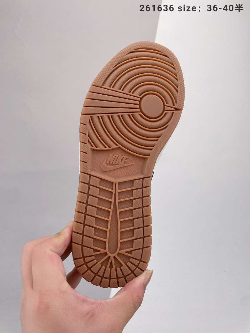 Jual Nike Air Jordan 1 Mid Se Aj1 Nike Air Jordan Middle Top Basketball ...