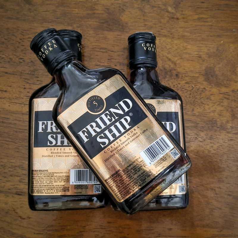 Jual Friendship Coffee Vodka Liquor di Seller Trilogy Photobooth ...
