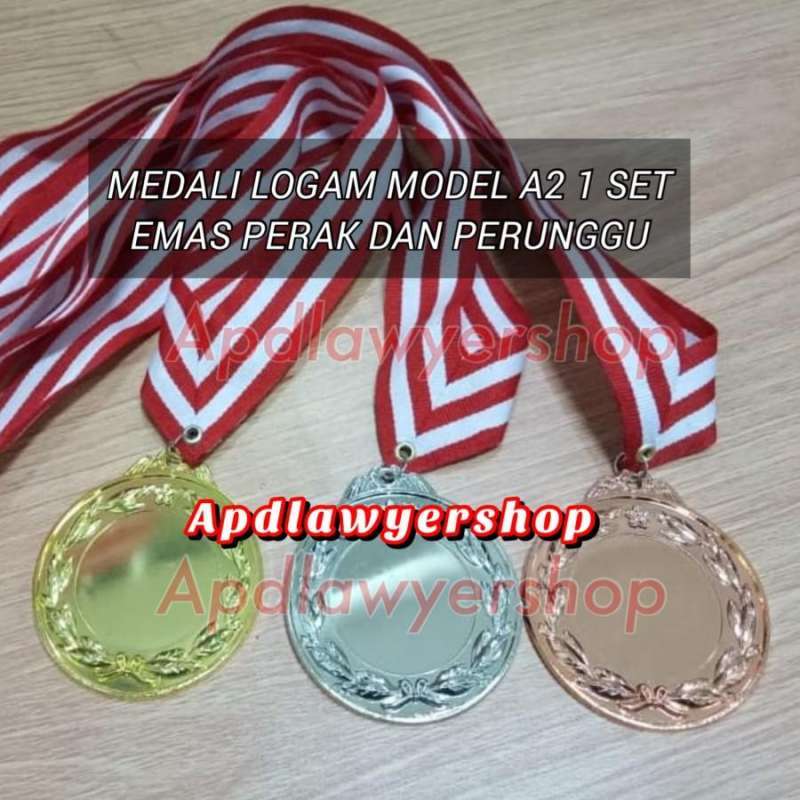 Jual Medali Logam Mendali besi Medali 1 Set Emas Perak Perunggu plus ...