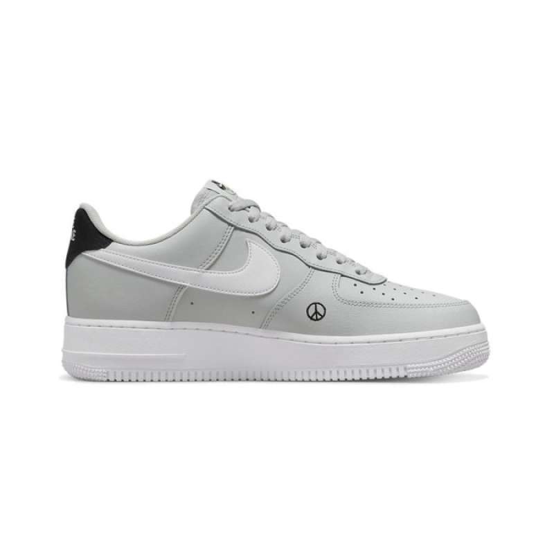 Jual Nike Air Force 1 Low Have a Nike Day Earth - Man di Seller voila ...