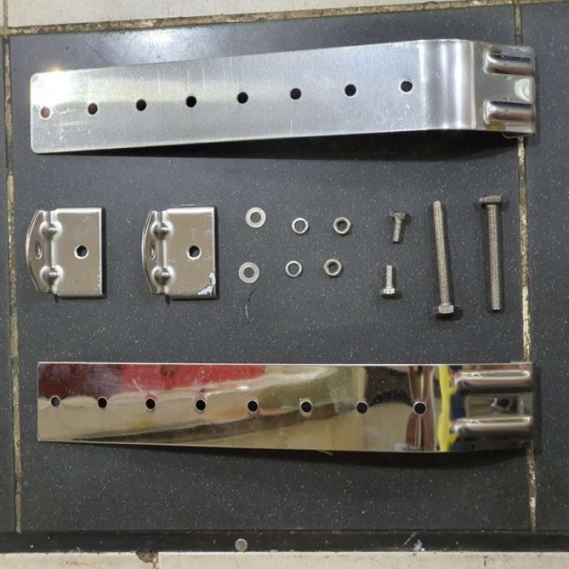 Promo BRAKET KAKI ATAP MOBIL ROOF RACK LAMPU MOBIL UNIVERSAL MODEL ...