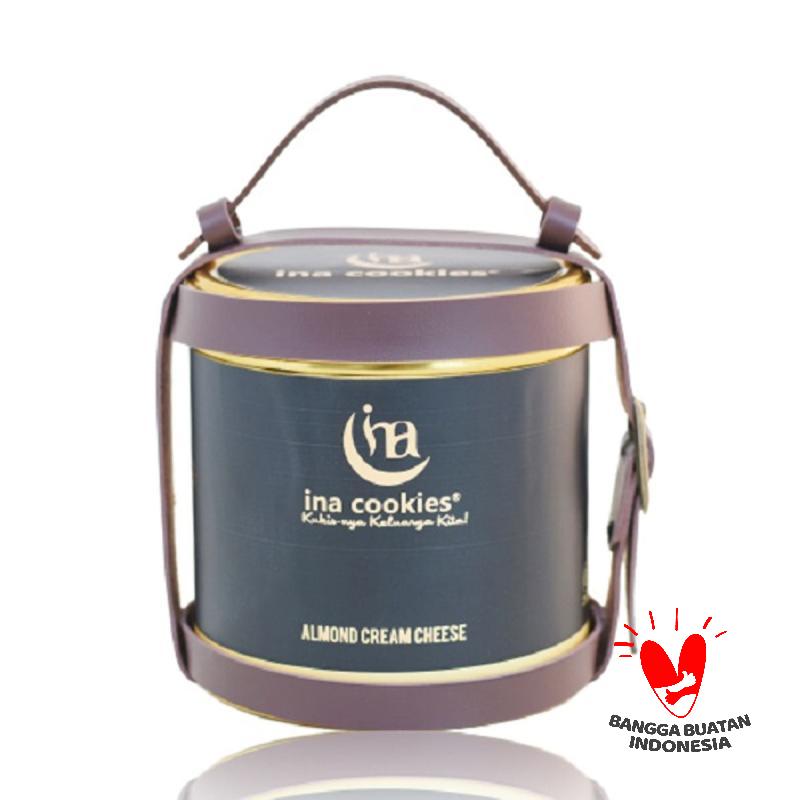 Jual Ina Cookies Almond Cream Cheese Gold Kue Kering di Seller INA ...