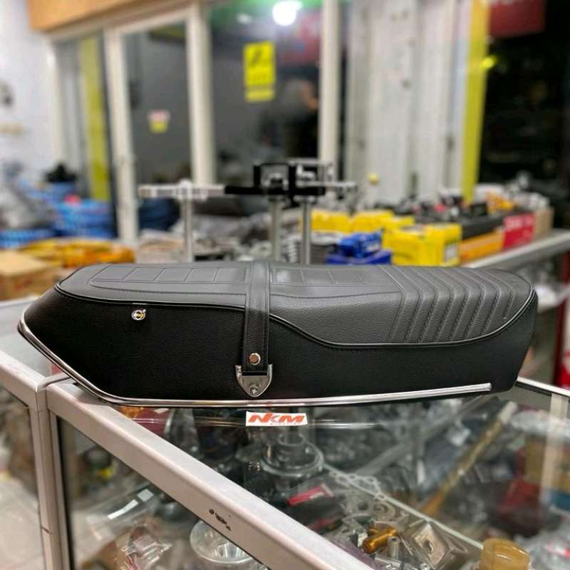 Jual JOK GL100 MBTECH JOK SADEL GL 100 MBTECH PRESS TANGKI di Seller NKMotor - Mertajasah ...