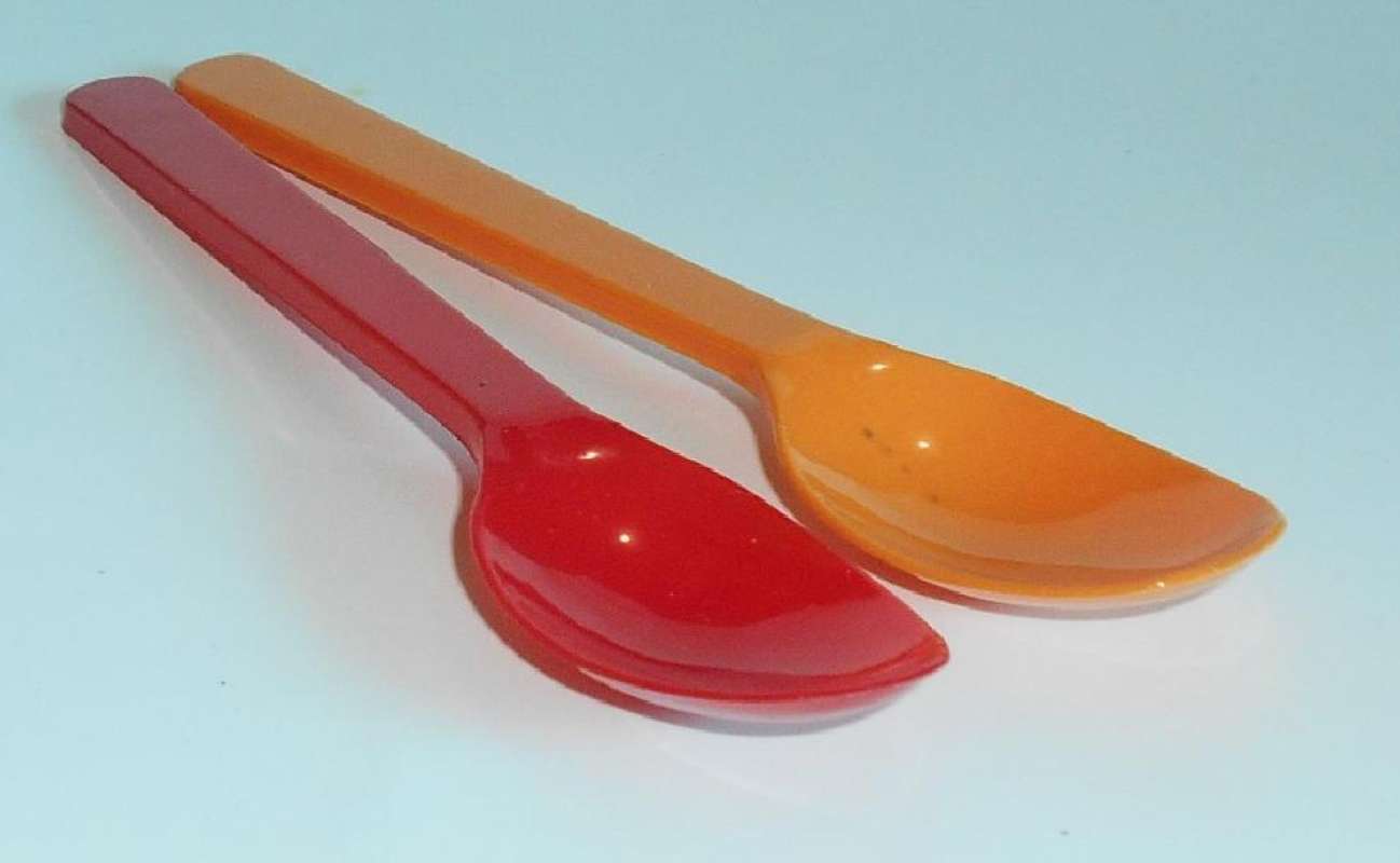 Jual Sendok Teh Warna Merah / Orange, Bread Talk Standard, Keren dan ...