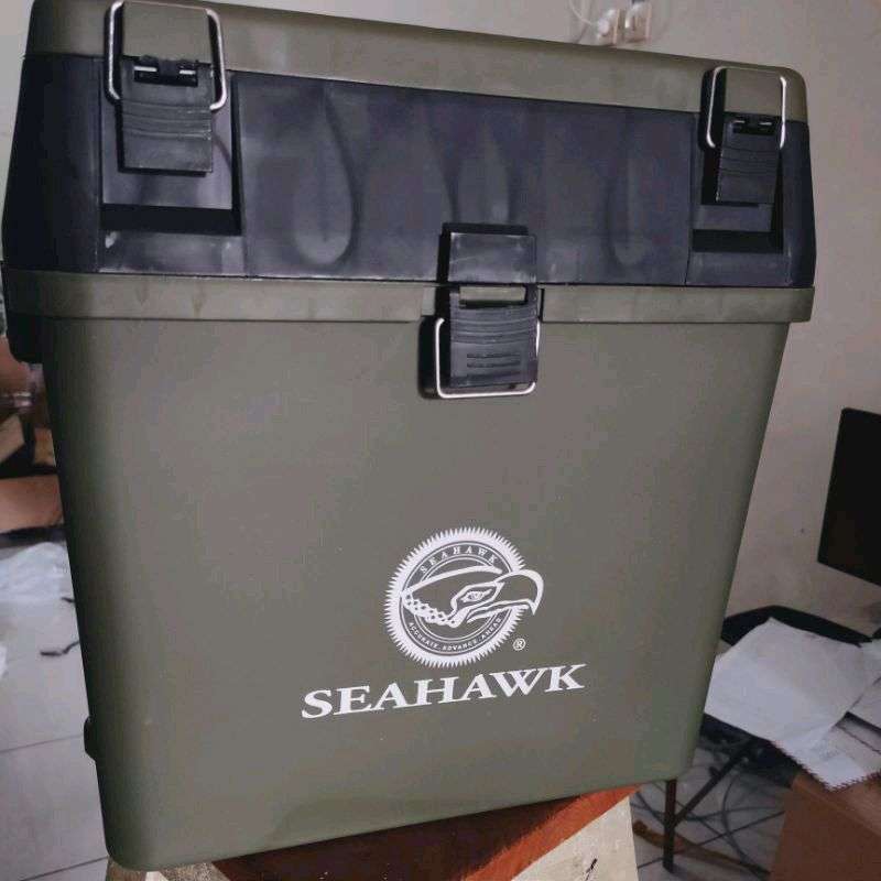 Jual SEAHAWK SEATBOX TACKLE BOX di Seller Erlangga damar - Donan, Kab ...