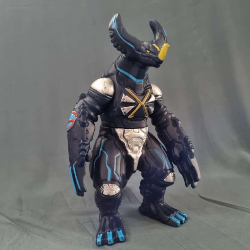 Jual Figure Monster Cyber Gomora Kaiju musuh Ultraman X ultra Godzilla ...