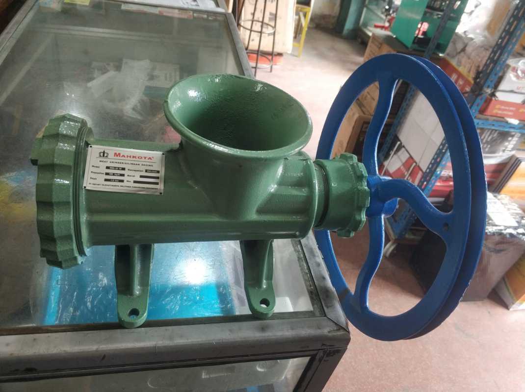 Jual Meat Grinder / Penggilingan Daging 32 Alat Penggiling Daging Mesin ...