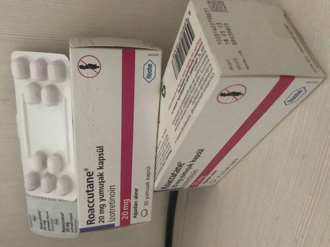 Jual Roaccutane 20mg Di Seller Inos Pharma - Buana Gardenia Blok A3/18 - Kota Tangerang | Blibli
