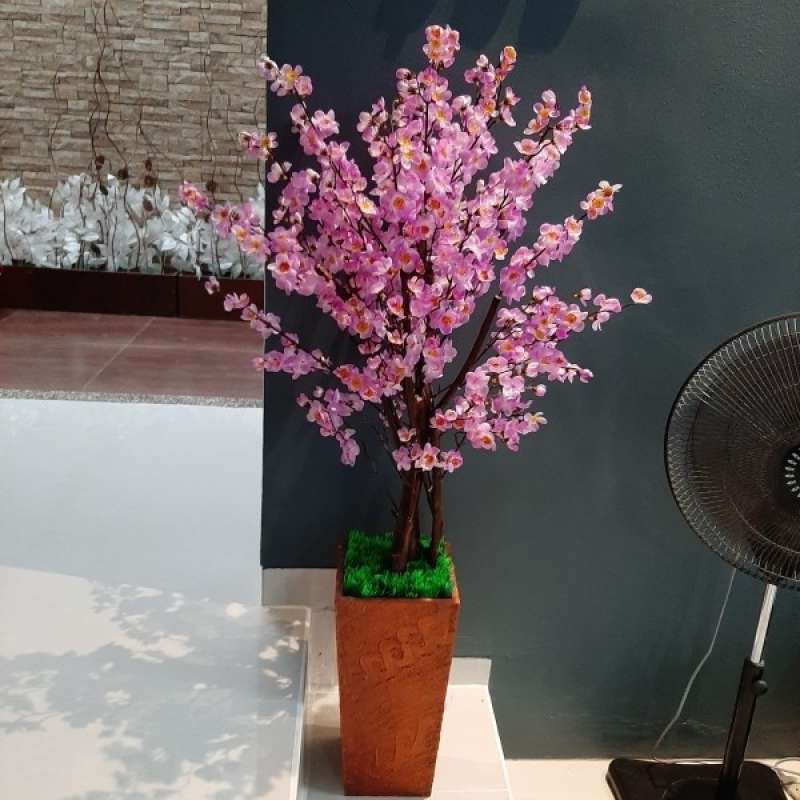 Promo Pohon Sakura Plastik Besar 120Cm Plus Pot Kayu Tanaman Hias ...