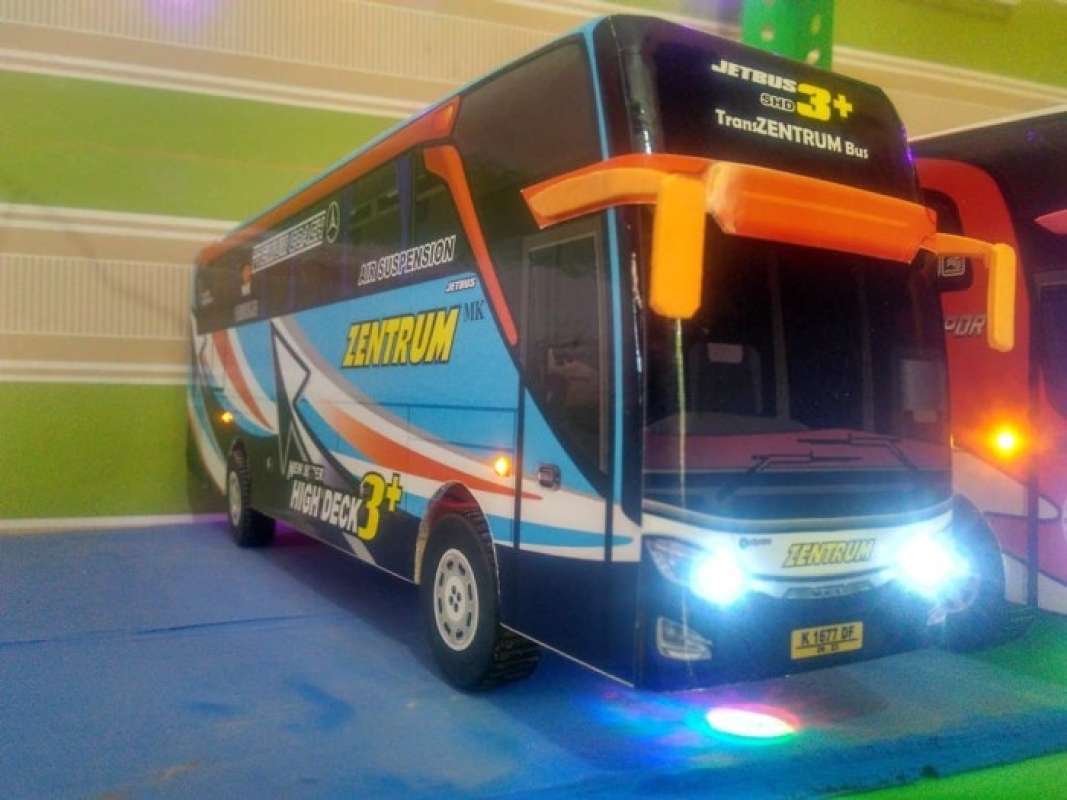 Promo Miniatur bus bis Zentrum JB3+ Lampu Diskon 25% di Seller Hobby ...