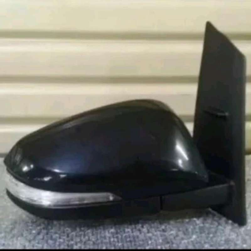 Jual Spion Innova G Reborn Original Toyota Kanan - Hitam Di Seller ...