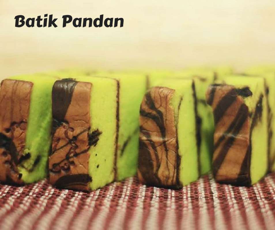 Jual Livana Spikoe Batik Pandan Kue Lapis Legit Surabaya 22x6 Cm Dengan ...