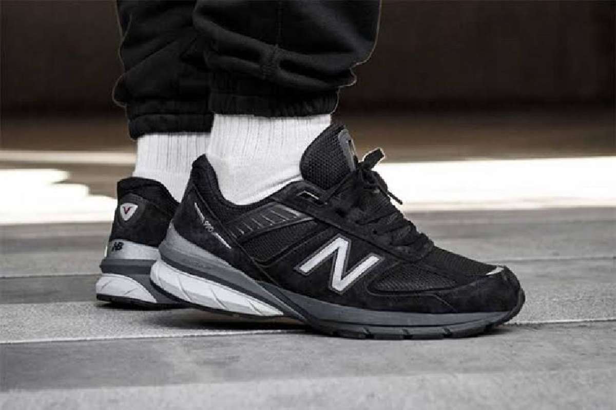 Jual New Balance 990v5 990 V5 Black Grey Made In Usa Original Di Seller Hypebills - Jaka ...
