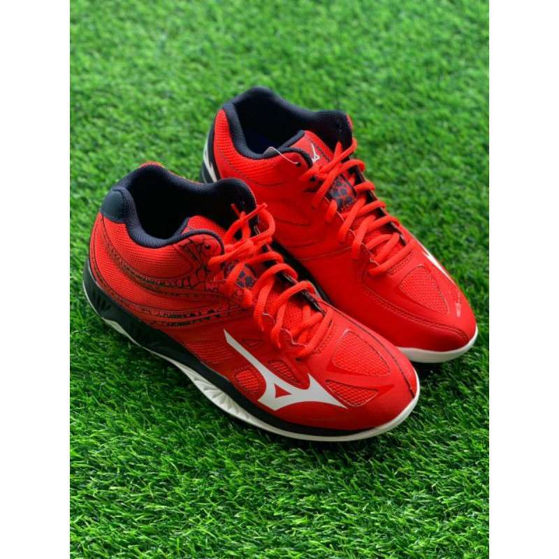 Promo Sepatu volley mizuno Thunderblade 2 mid fiery red white salute ...
