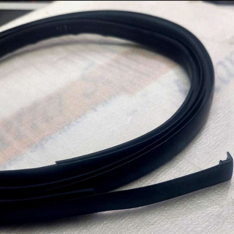 Jual Karet List Atap/list Moulding Roof/karet Roof Camry 2008-2012 Di ...