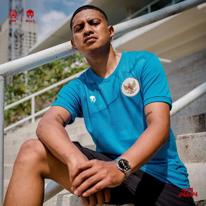 Jual Mills Timnas Baju Latihan Garuda Training 1013gr ( Turquise, Gold ...