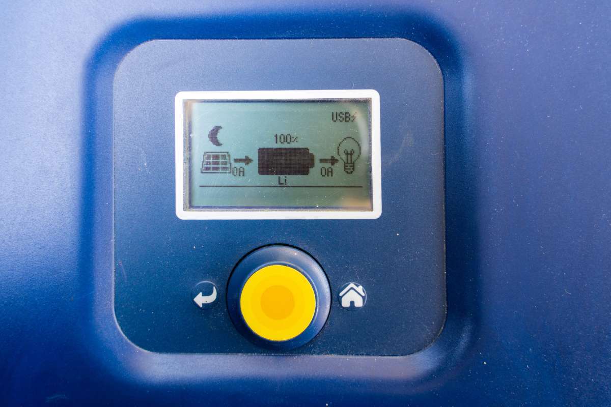 Jual Solar Home System Fosera Evo Di Seller Ikm - Warung Energi - Ikm ...