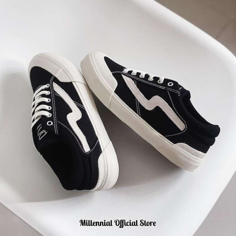 Sepatu Patrobas - Harga Terbaru Juni 2024 | Blibli