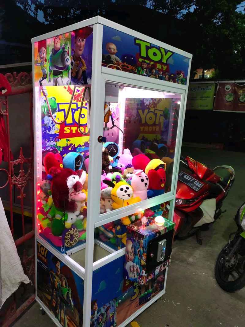 Jual Mesin capit boneka/Capit boneka - Toys Story di Seller Rens_store ...