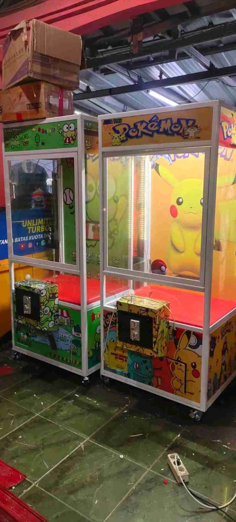 Jual Mesin Capit Boneka/capit Boneka - Pokemon Di Seller Rens_store ...