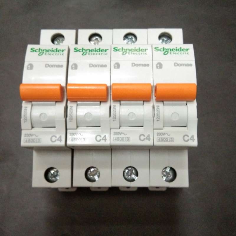 Jual MCB DOMAE SCHNEIDER 1 PHASE 4 AMPERE di Seller Berkah_ shop - Wanajaya, Kab. Bekasi | Blibli