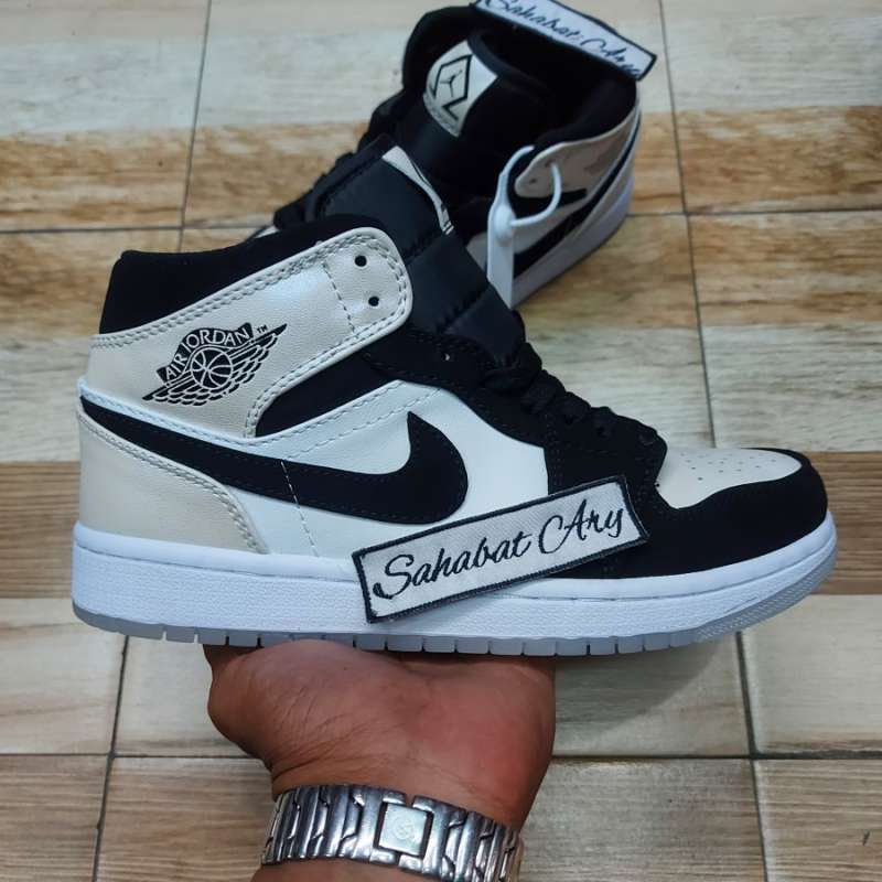 Jual Nike Air Jordan 1 Mid Diamond Shorts PK Original - Sepatu Sneakers ...