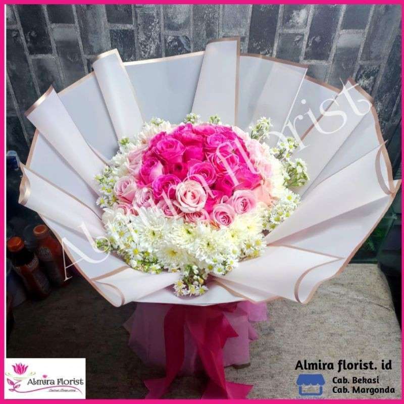 Jual Bouquet Bunga Mawar Isi 40 Tangkai Bulat Buket Bunga Asli Segar Di Seller Almira Florist
