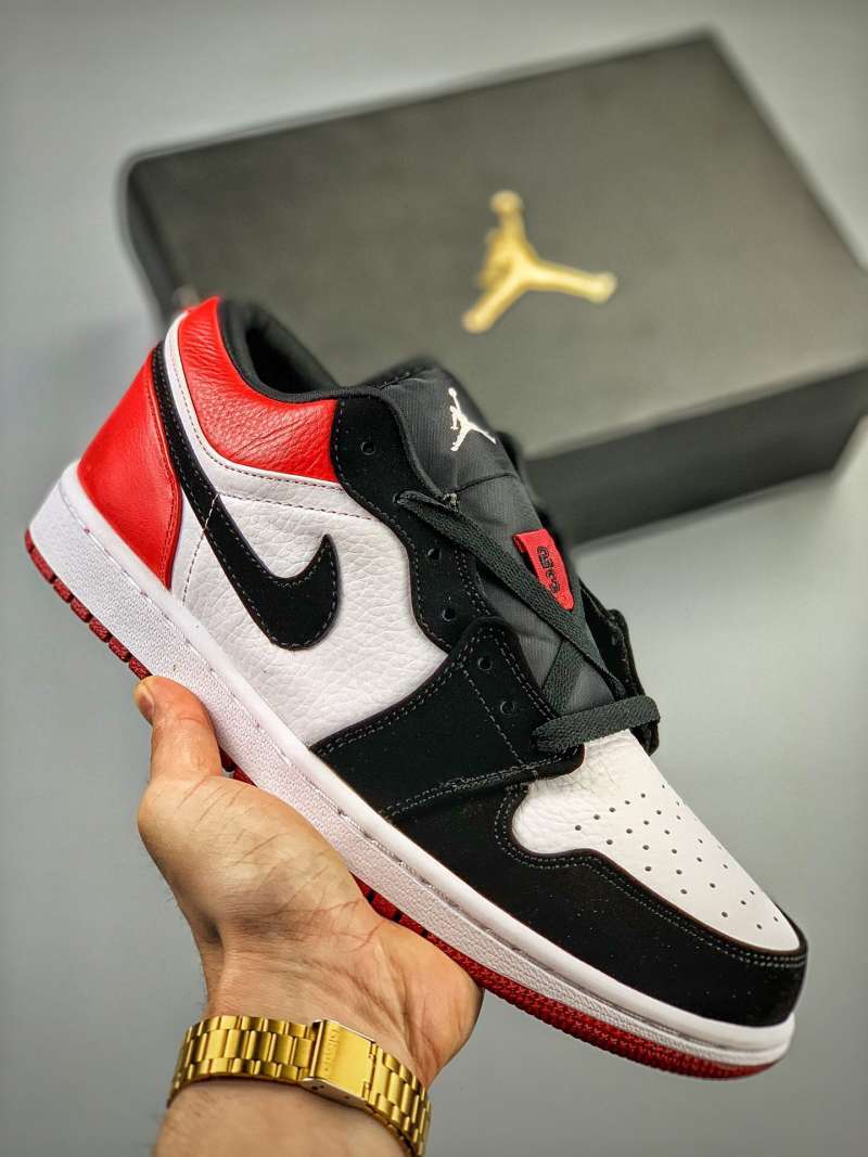 Jual Nike Air Jordan 1 Sepatu papan atas rendah klasik rendah di Seller ...
