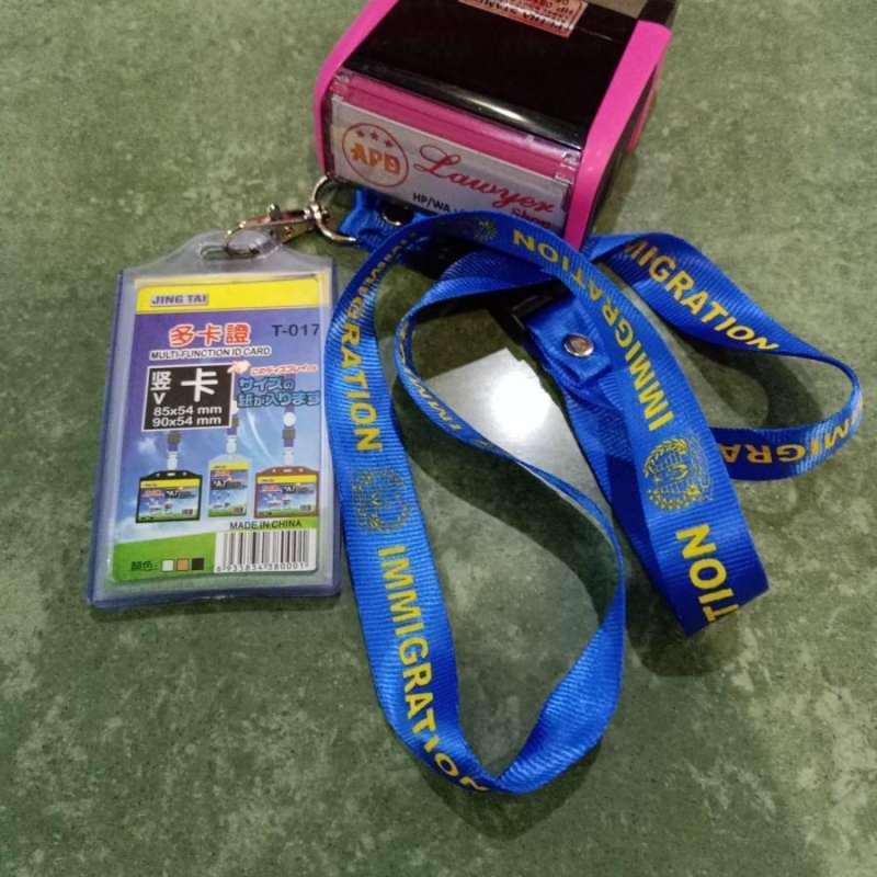 Jual Name Tag Id Card Karet bening Plus Tali Logo IMMIGRATION IMIGRASI ...