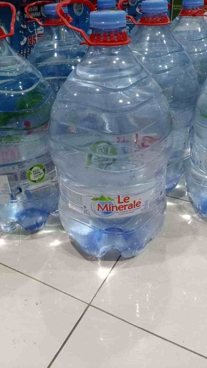 Jual LE MINERALE GALON 15 L / LEMINERALE GALON 15 LITER di Seller Multi ...