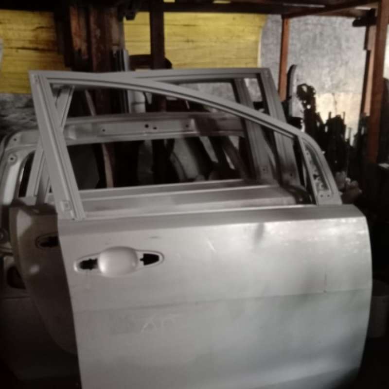 Jual # Pintu DEPAN KANAN Toyota Innova Reborn tahun 2016 keatas di ...