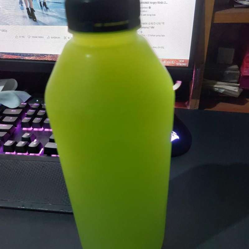 Jual Pure Water Melon Cold Press Juice Melon Hidroponik CMF Pure 1000ML ...
