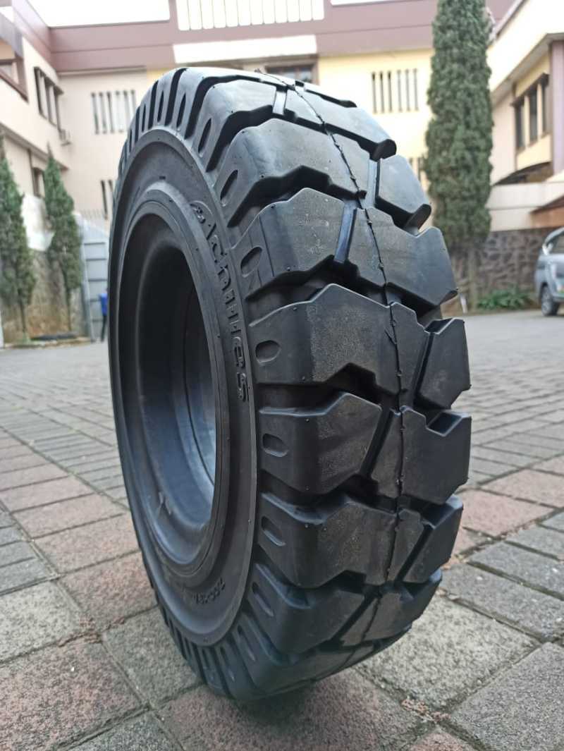 Jual Ban Forklift Achilles A-01 700-12 Ban Mati/solid/buta Di Seller Roda Kencana Ban Surabaya ...