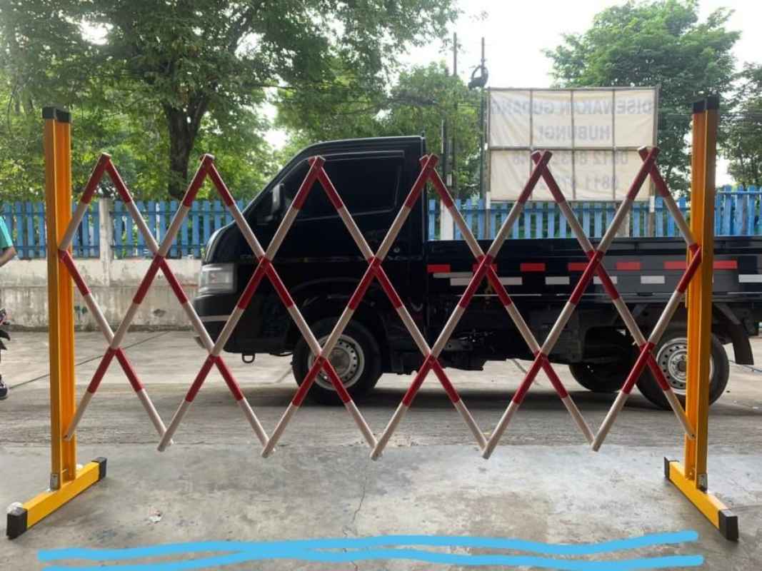 Jual Portable Barrier Gate/security Pembatas Jalan/road Barrier Pager ...